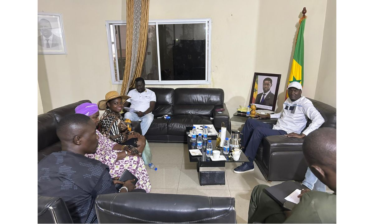 Rencontre avec le maire de la ville de HLM au Sénégal - PSAO - Produits ...